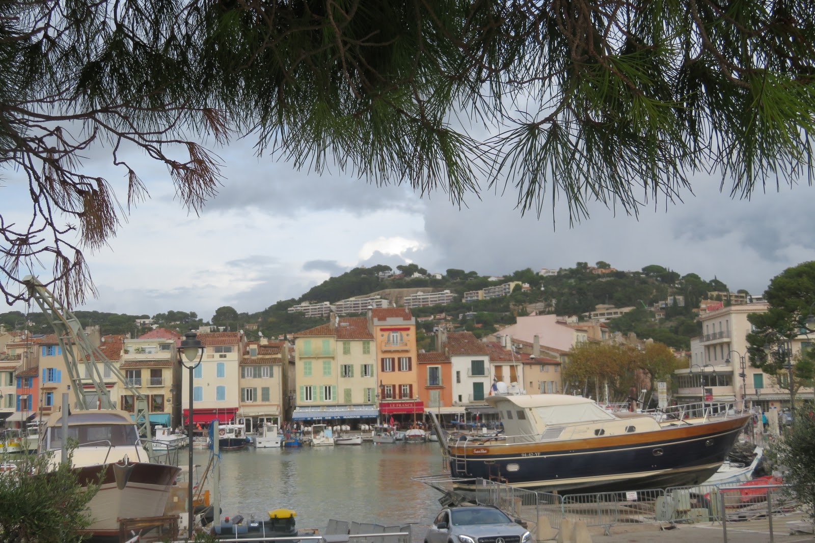 Haihui prin Lume : Cassis