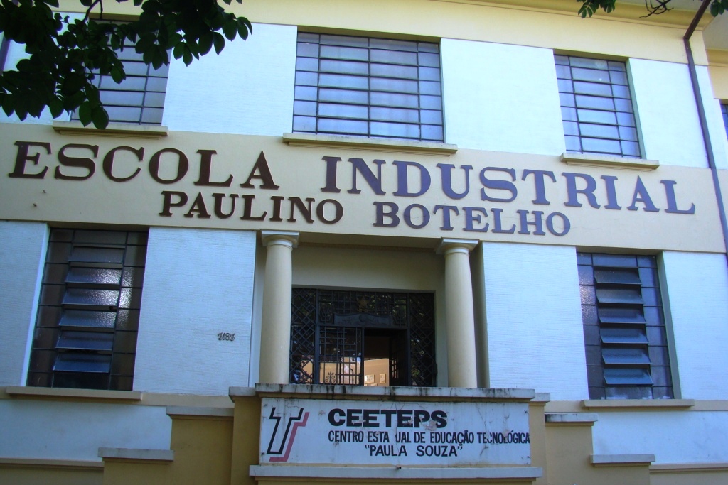 Estação 38 - 80 Anos da Escola Industrial De São Carlos - SP