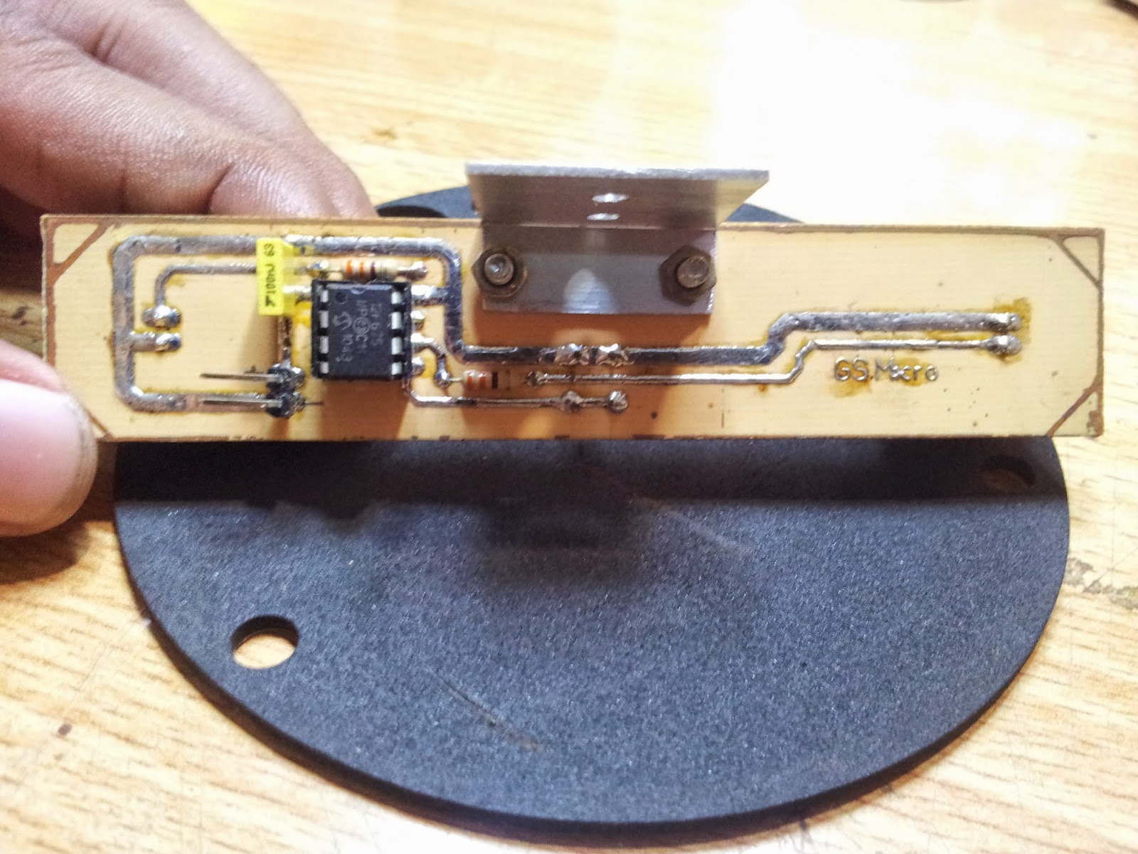 LED Strobe Light Flasher - DIY - GSmicro