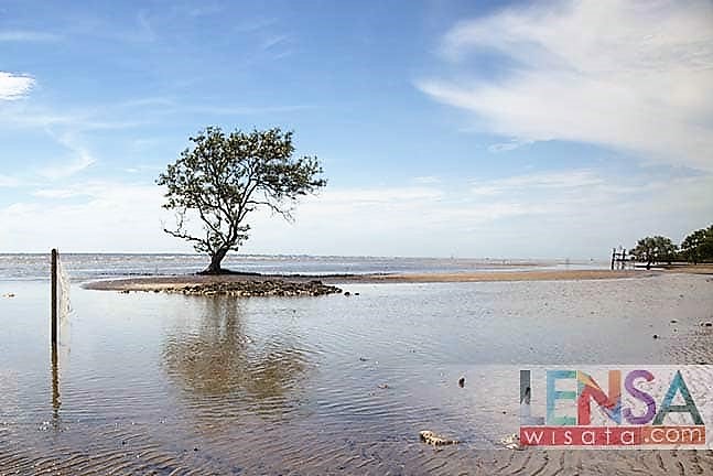 Pantai Sepahat - Wisata Bengkalis - RiauMagz