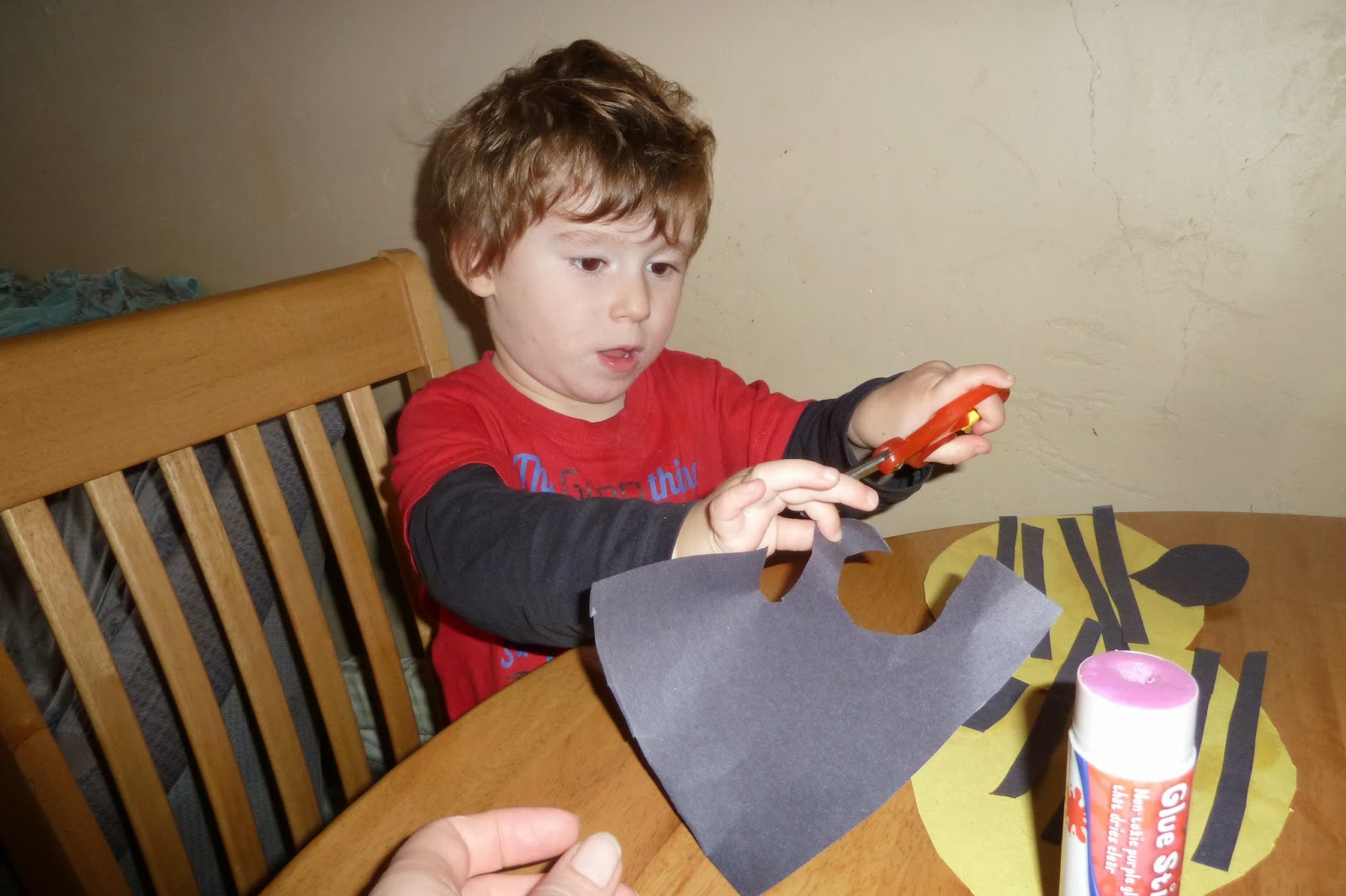 twolittleajs: Paper bumblebees