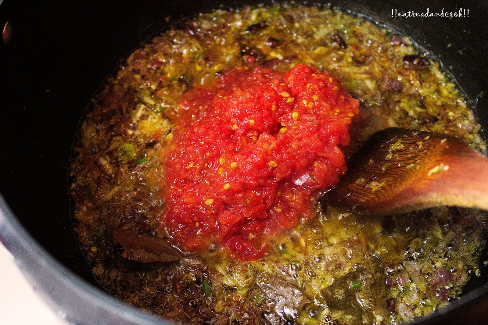 Highway Chicken Curry / Dhaba Style Chicken Curry