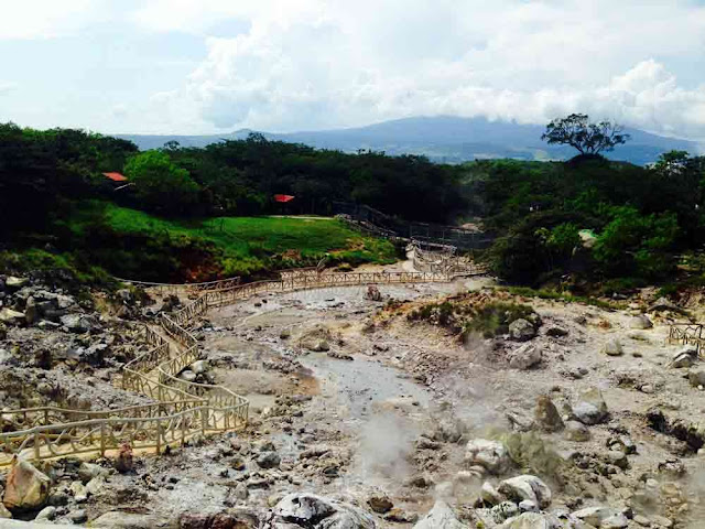 UNIQUE VOLCANO & RAIN FOREST EXPERIENCE. 🌋