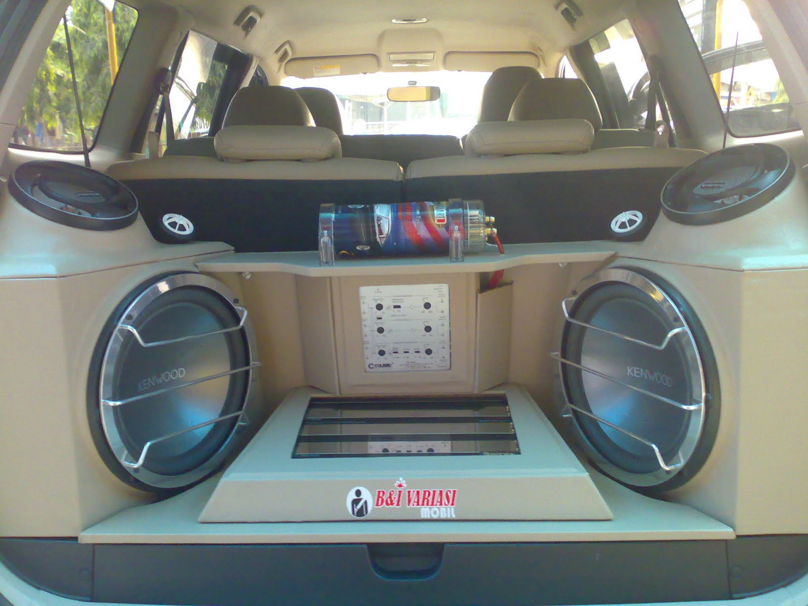 "TRI PUTRA" Cuci-Salon & Variasi Mobil: Koleksi Audio B&I Variasi