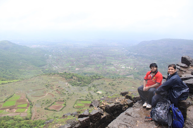 Blogs by Morenchi Factory: Trek to Lohagad - Ek Bhatkanti