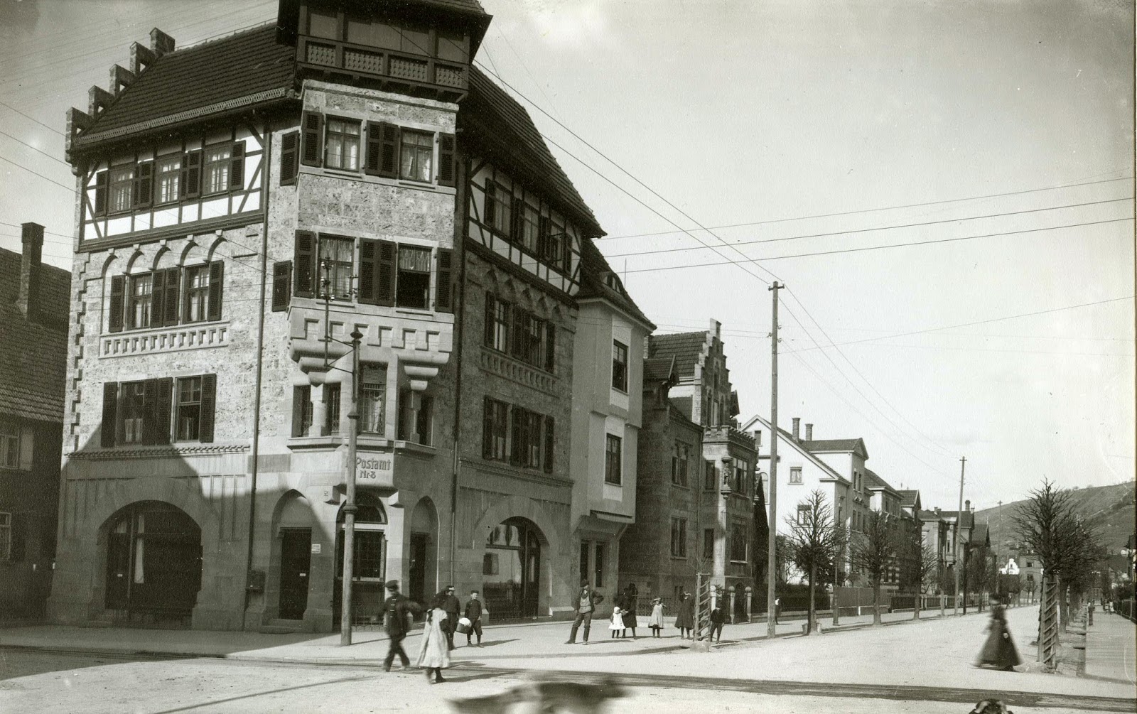 BILDERTANZ: Das Postamt an der Ecke Seestraße zwischen 1910 und 2015