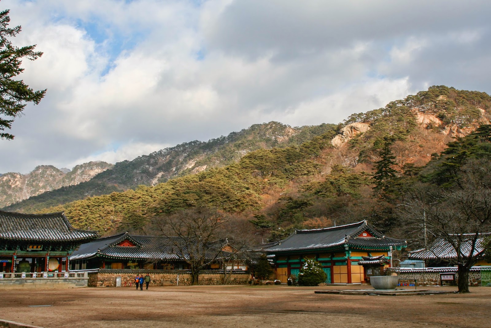 To See the Seven Continents: Cheongju and around, Korea