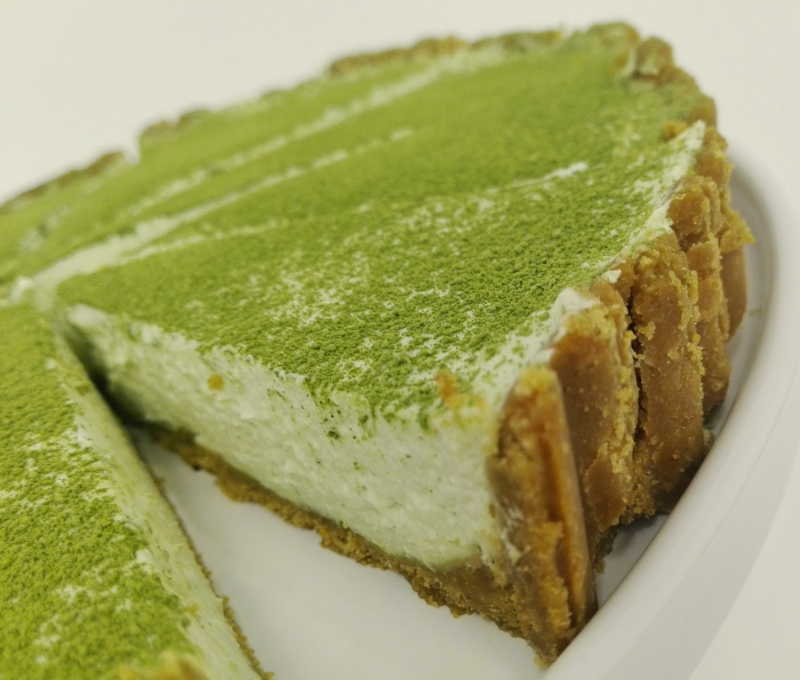 Prinsessa ja koko kakkuvaltakunta: Matchan testailua kakuissa