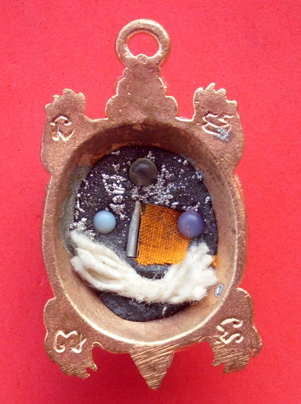 Buddhist Amulets: Paya Tao Ruean 'Run Plod Nee' - (Turtle for long life ...