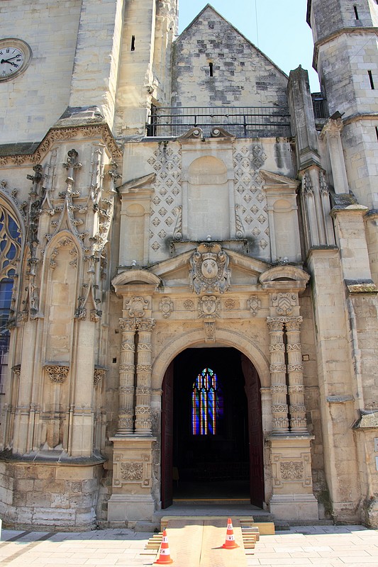 Photos d'Eglises: HARFLEUR (76) église Saint Martin