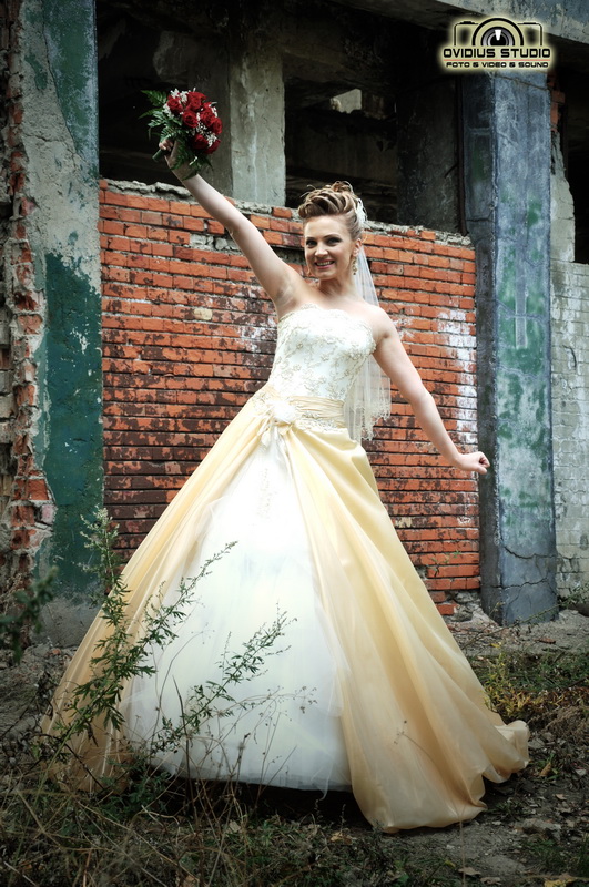 Ovidius Studio: Mihaela & Alex Paun (fotografii nunta)