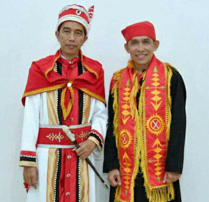 Ini Tanggapan Presiden Jokowi Saat Menerima Gelar Adat Kehormatan Di ...