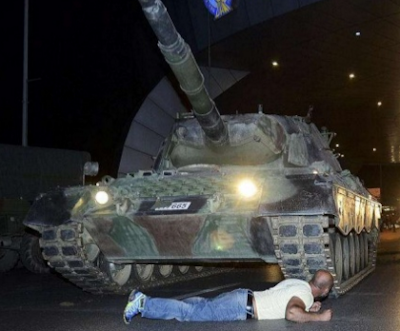 Cool stuff you can use.: The Most Amazing Images from the Failed Coup ...