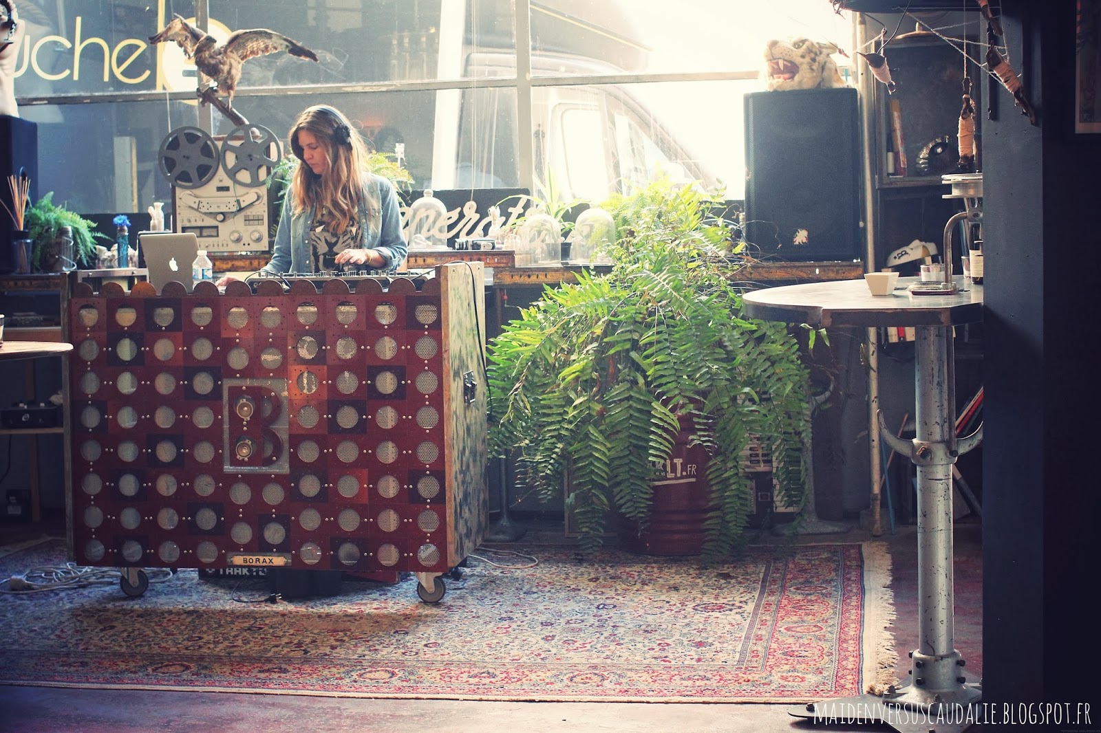 Bouche b chez Bakélite - A way of travel