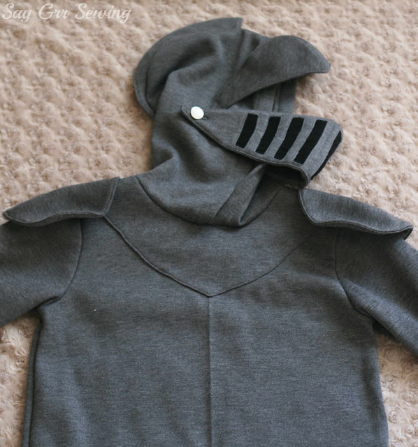Say Grr Sewing: Knight Hoodie