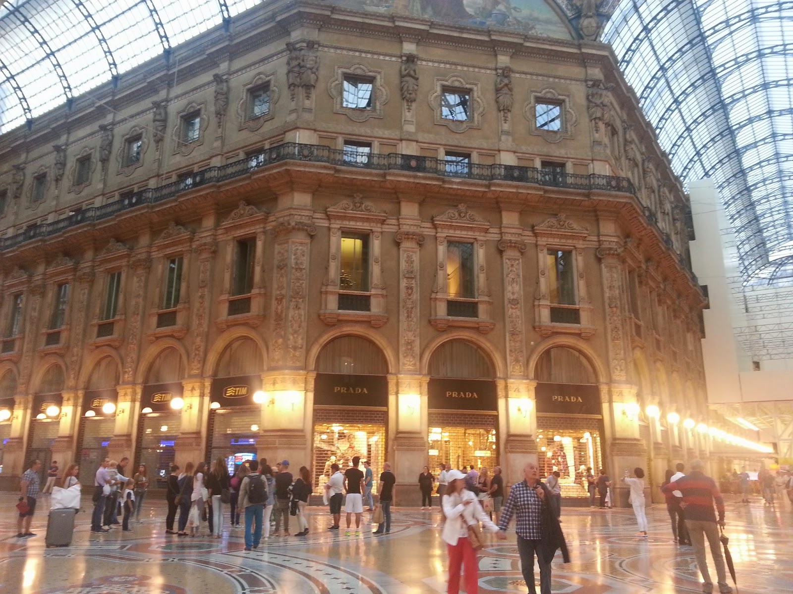 Yollarda Hayat Var...: İTALYA GEZİSİ / MİLANO