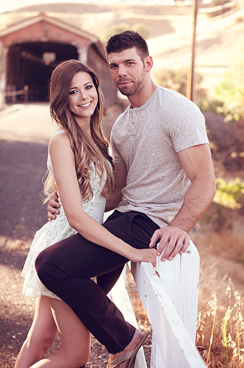 Joey & Chelsea's Engagement Session | Santini Pinheiro Photography
