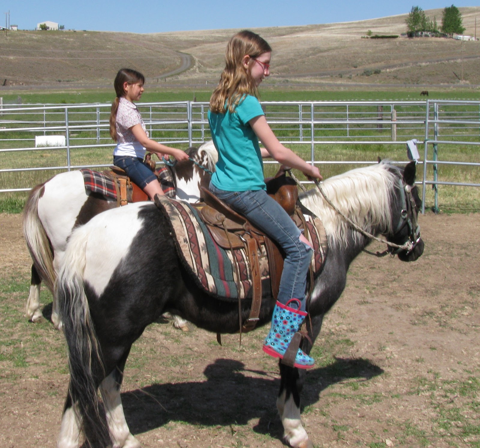 Girls Riding Human Ponies - Ride Me - YouTube - Therefore she has the ...