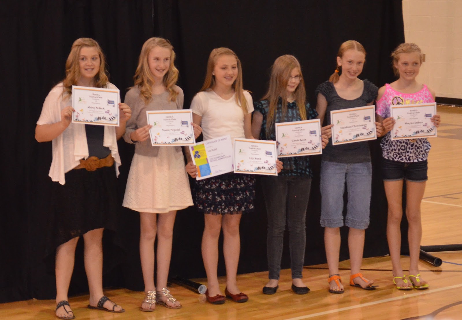 6 LITTLE CHRISTIANSENS: 6th Grade Graduation