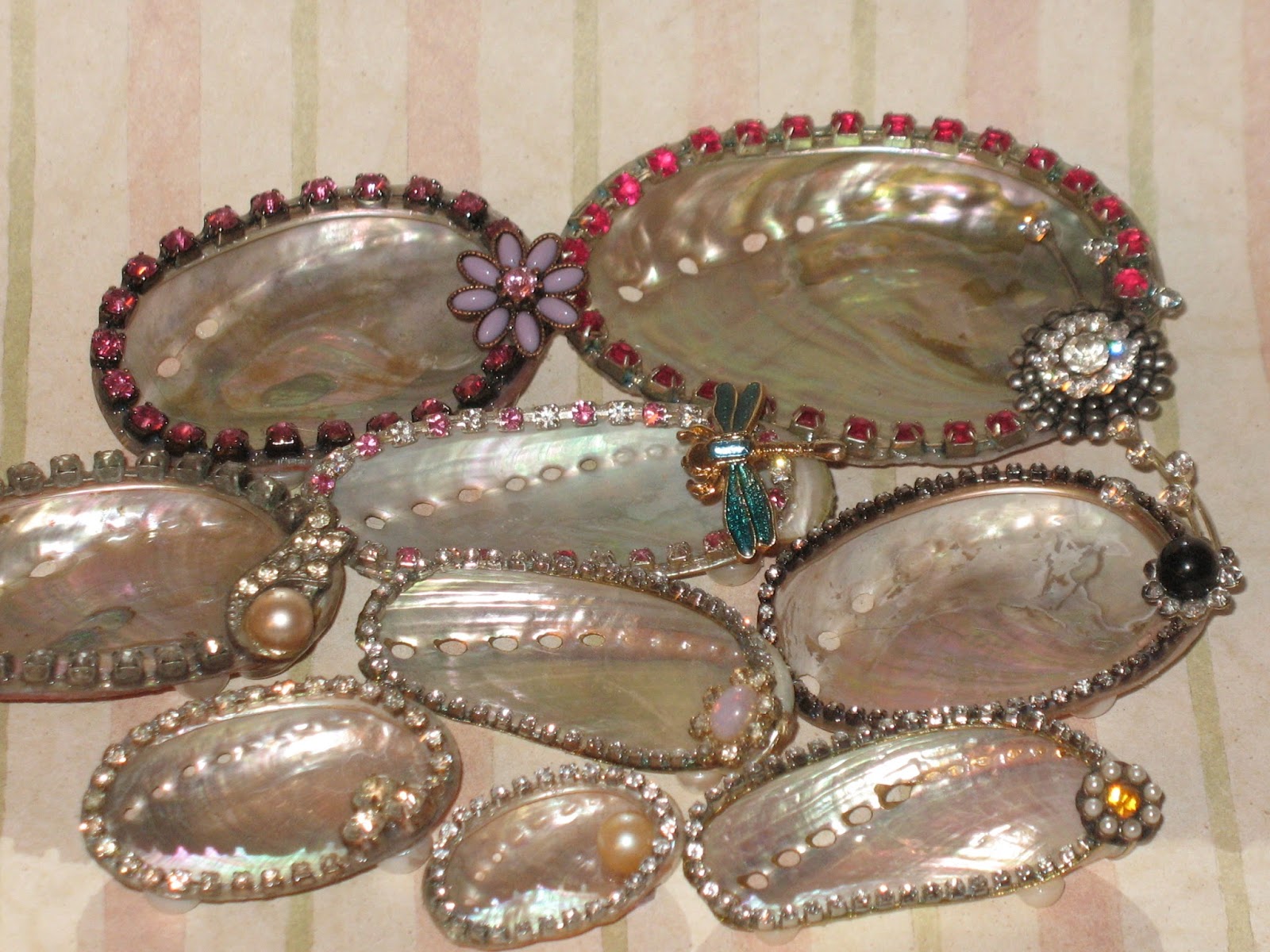 Artsy Fartsy: Bedazzled Abalone Shells