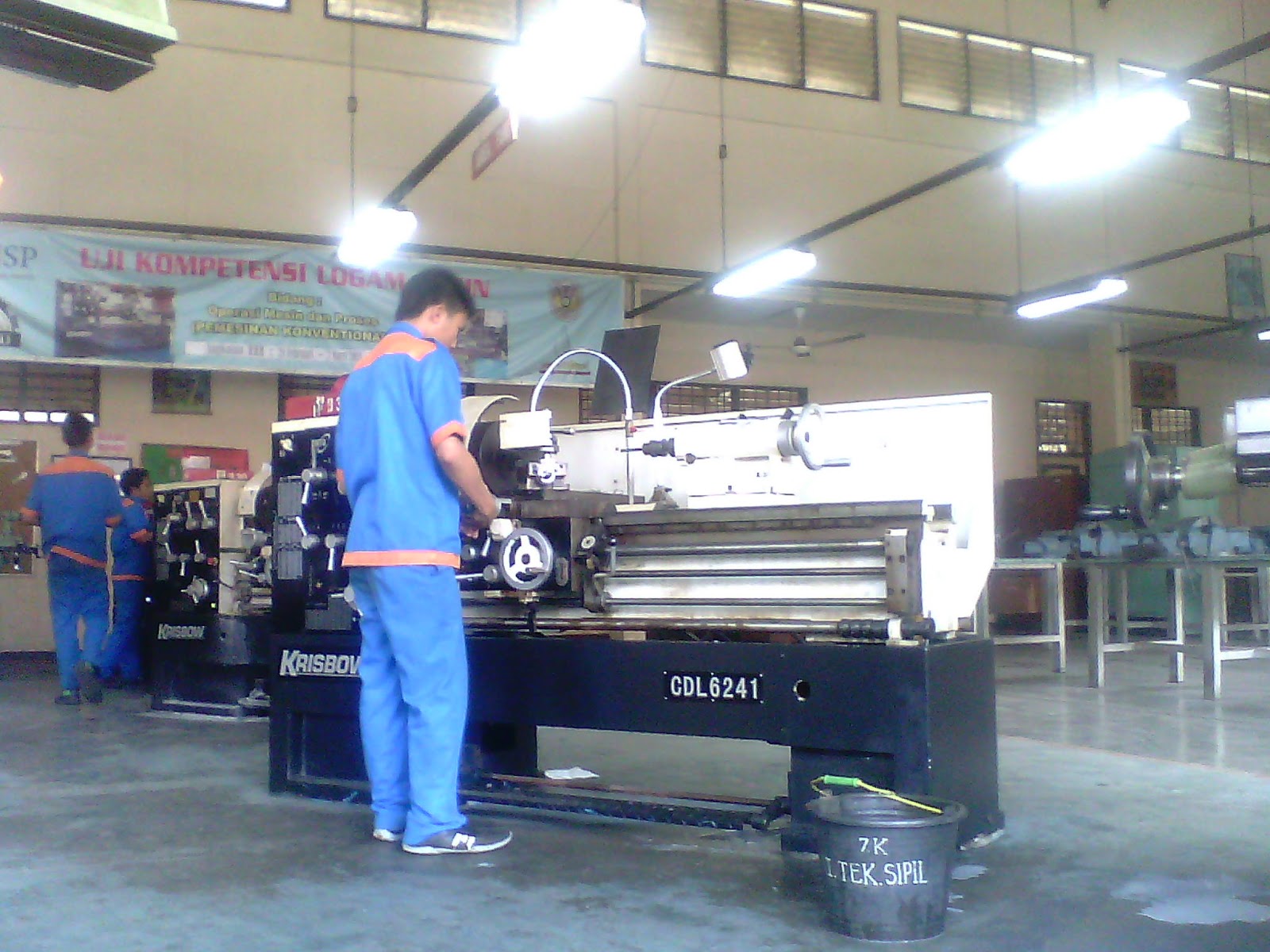 Anthemb: Mengenal lebih jauh tentang Mesin Bubut