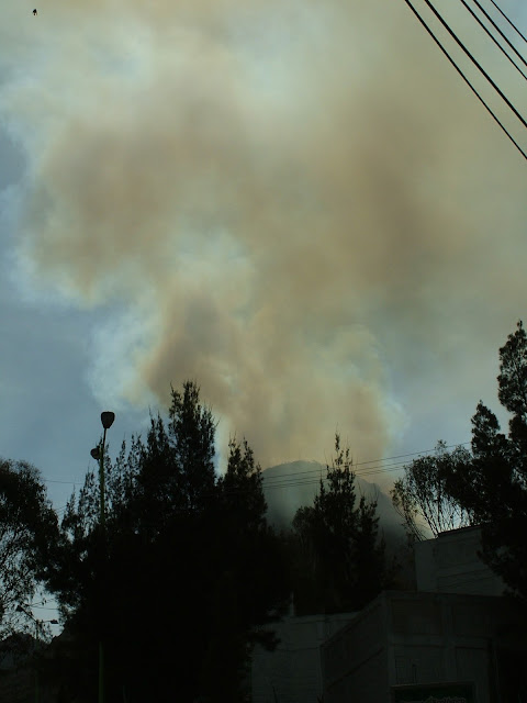 Cronista de Ecatepec: Se incendia el cerro Ehécatl