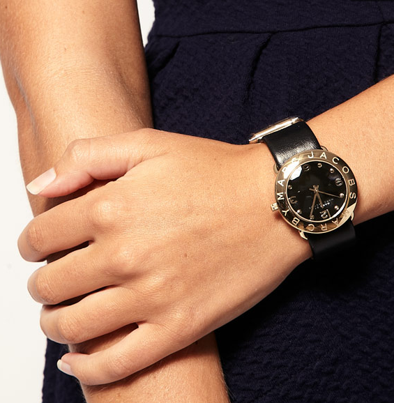 PrettyTreasure2u: Marc by Marc Jacobs Amy Leather MBM1154 Watch Black