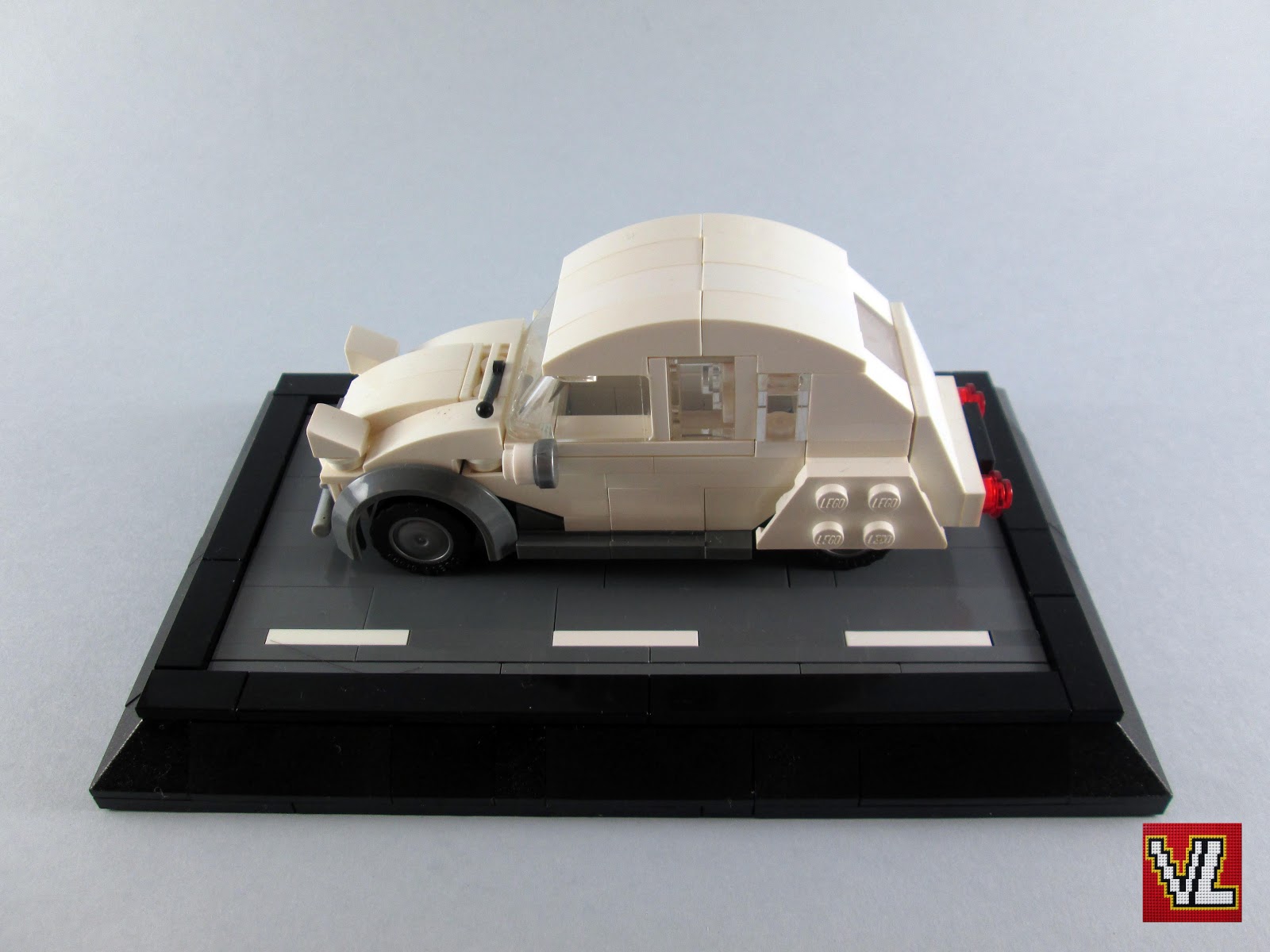 VIVOLEGO: Citroen 2CV
