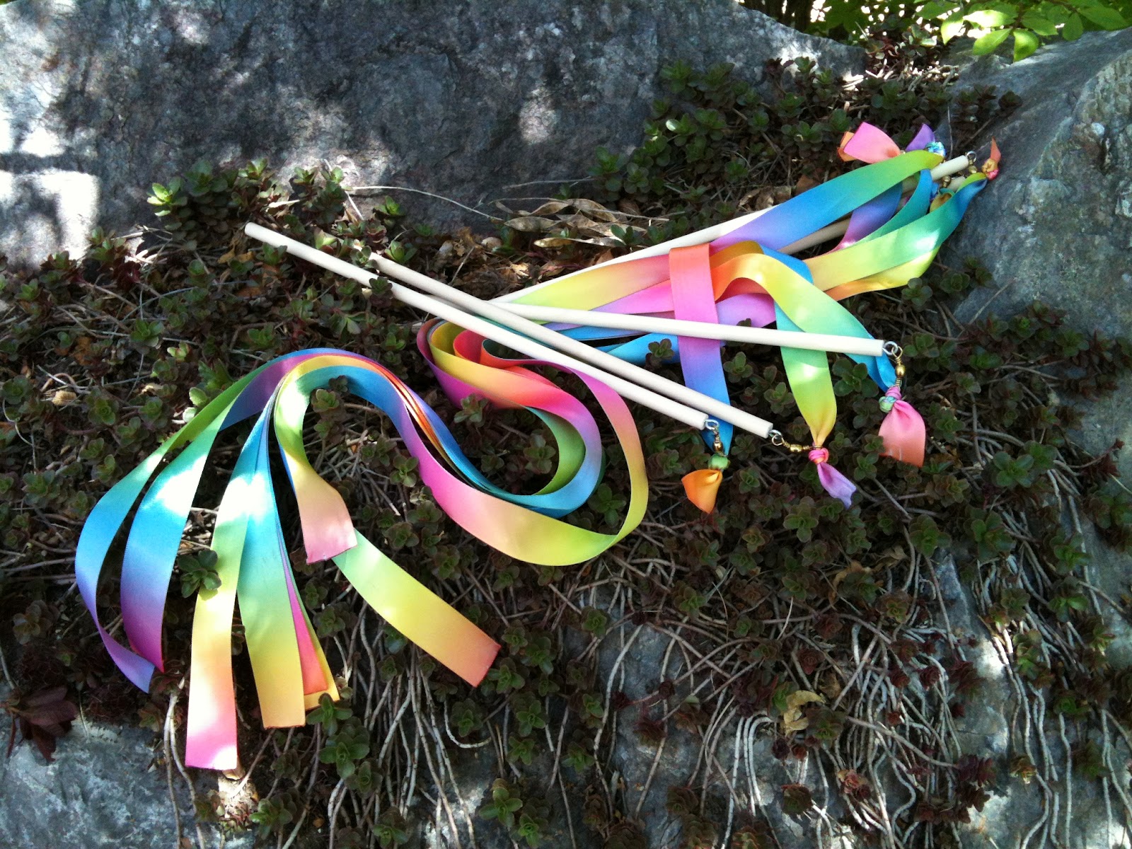 In the Leafy Treetops the Birds Sing "Good Morning": RIBBON WANDS: HOW ...