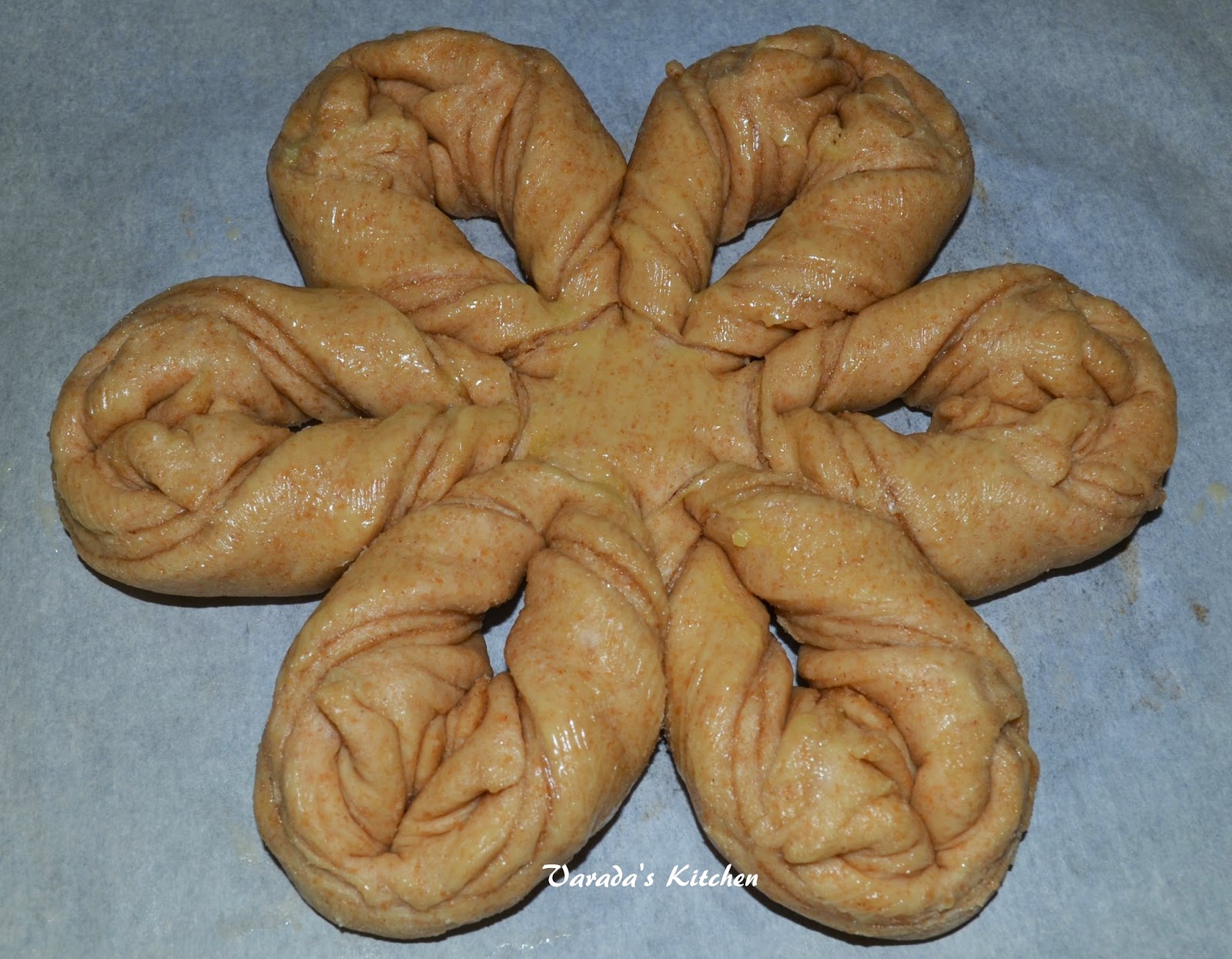 Varada's Kitchen and Garden: Whole Wheat Sourdough Bread Flower