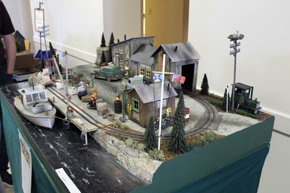 Modeling Maine in Narrow Gauge: Ecum Secum Ocean Foods - Gn15