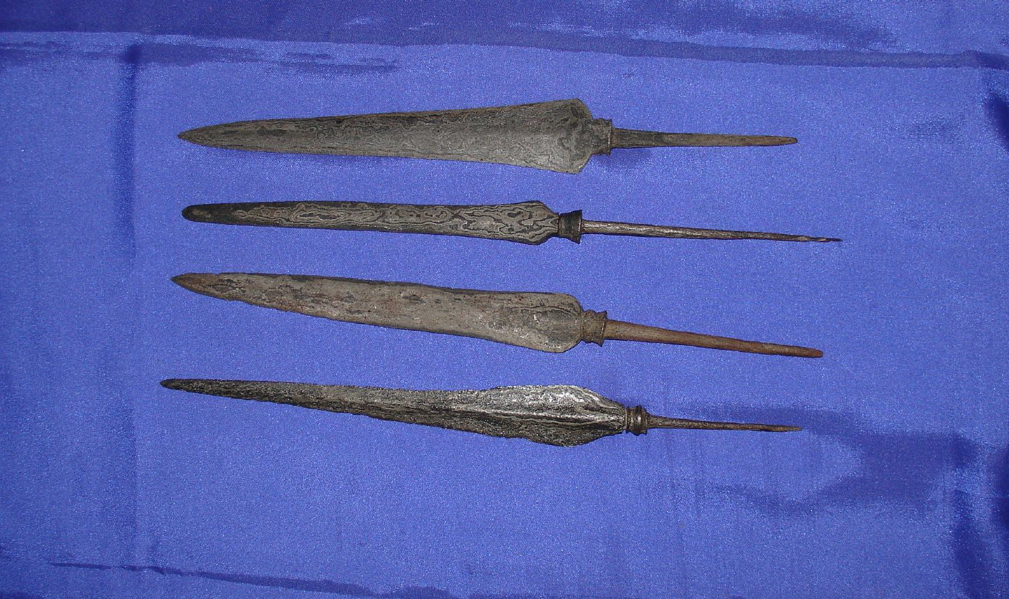 Besi Aji Nusantara : Tombak Kuno