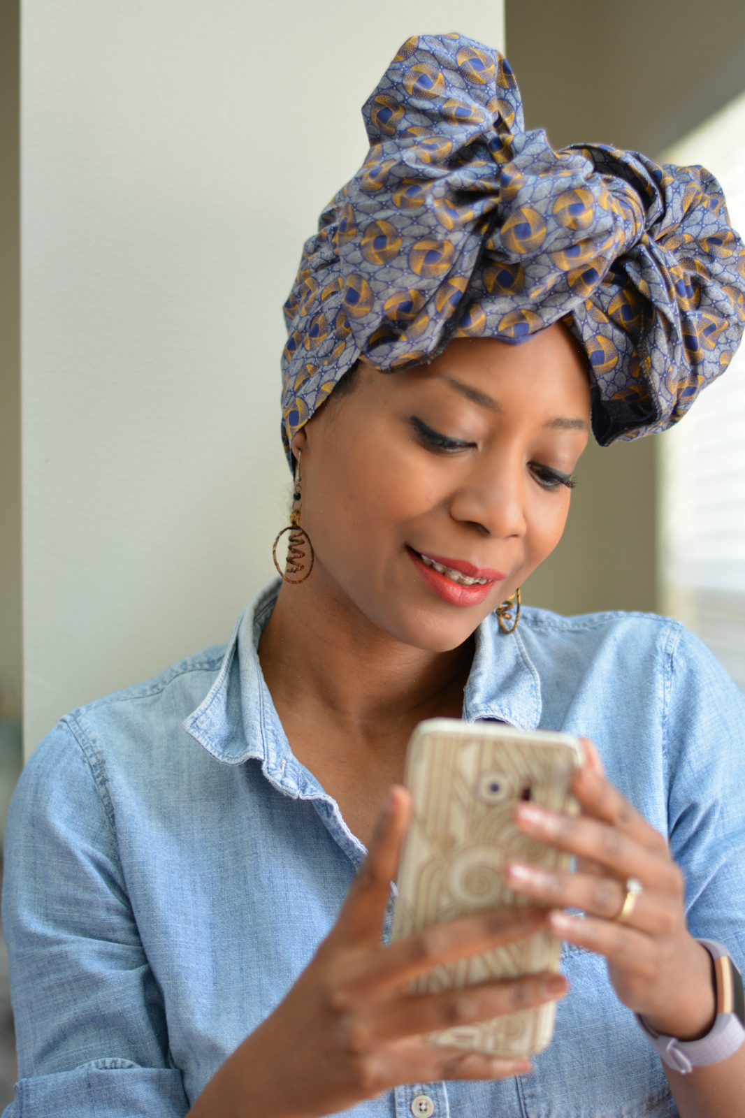 5 Reasons To Cover Your Phone With Toast | Thriftanista in the City