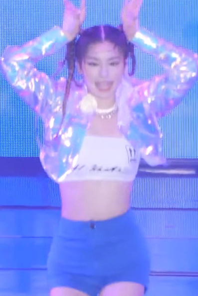 GGULBEST.COM GIF FACTORY: ITZY YEJI Blue Shorts.gif