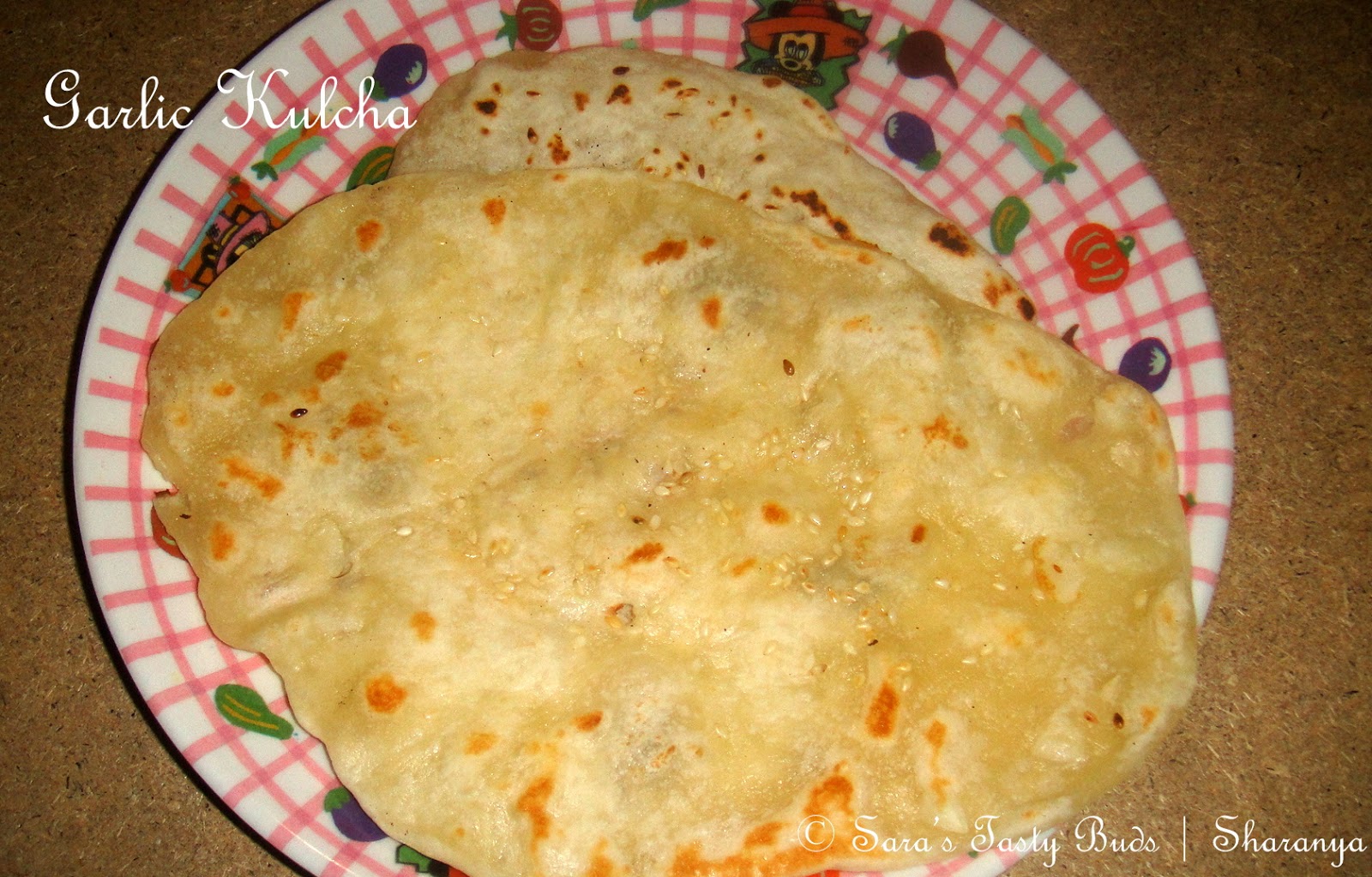 SARA'S TASTY BUDS: Garlic kulcha / Garlic flavoured Indian Flat Bread