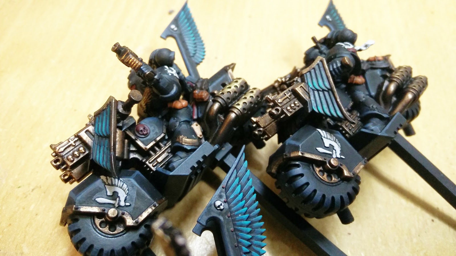 Confessions of a 40k addict: Dark Angels - Ravenwing bike squad