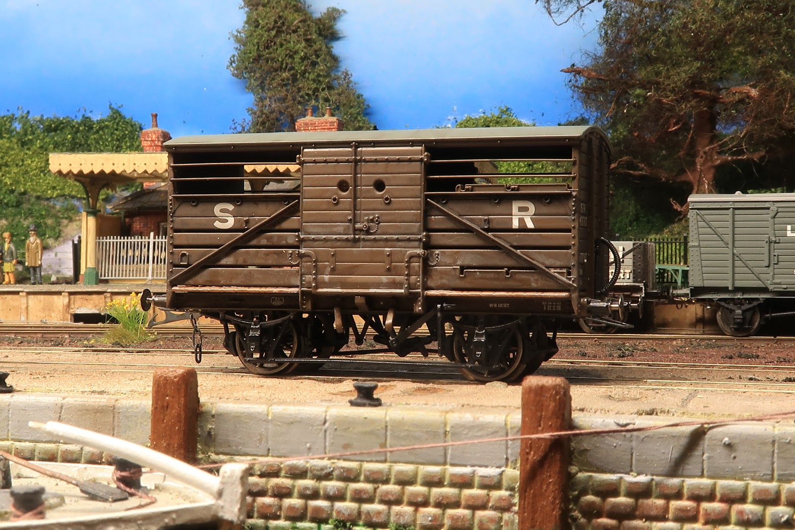 CParkstone's Railway modellers Blog: Exton Quay and its rolling stock