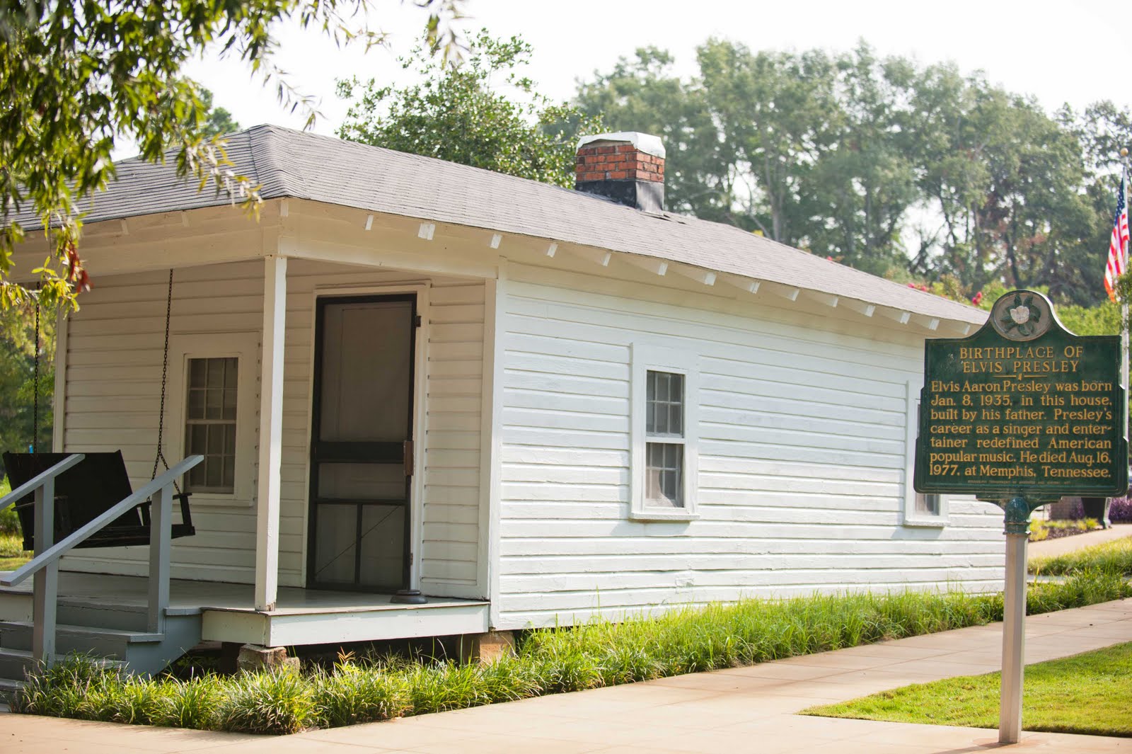 Luke Hansen Photography: Elvis' Birthplace - Tupelo, Mississippi