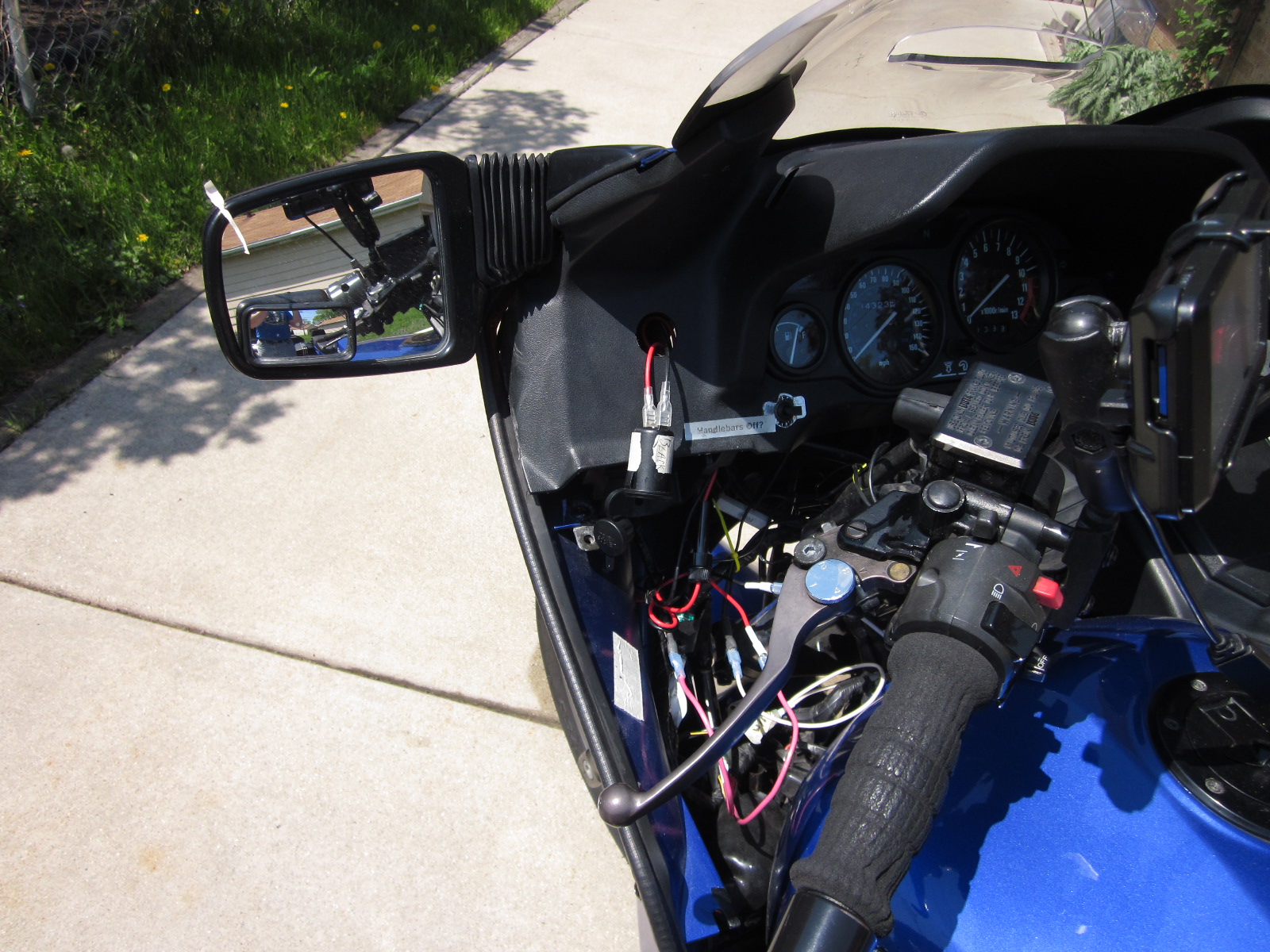 C10 Farkles, Repairs and Tips: Adding Power Outlet to Dash