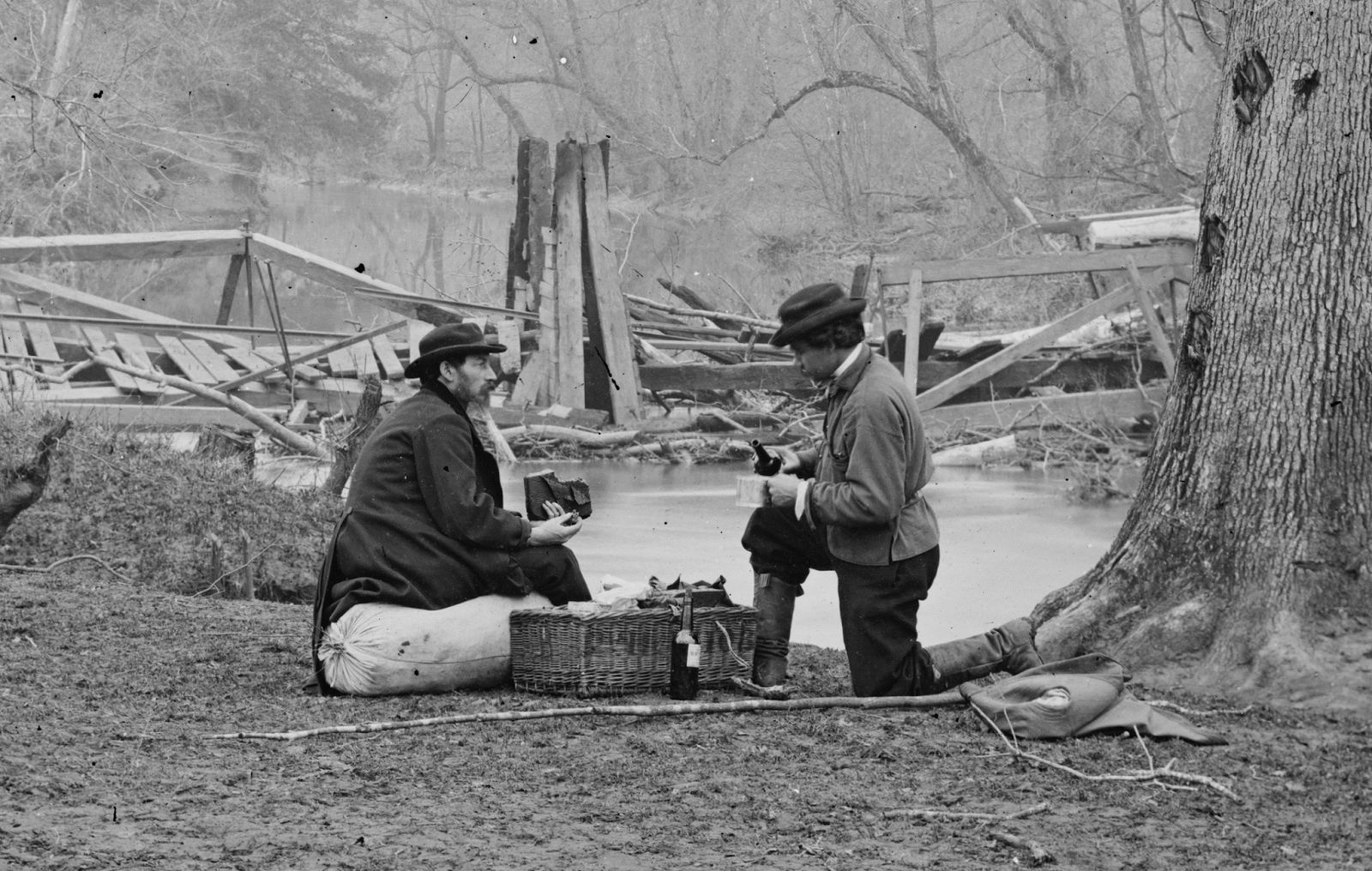 The Chubachus Library of Photographic History: Two Photographers Having ...