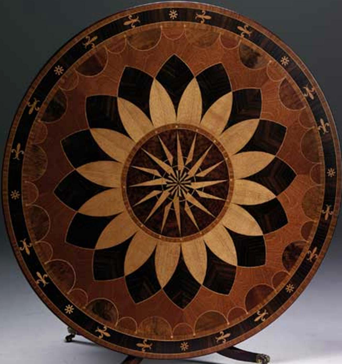 Restaurare mobilier antic: INTARSIE - panouri furniruite si medalioane ...