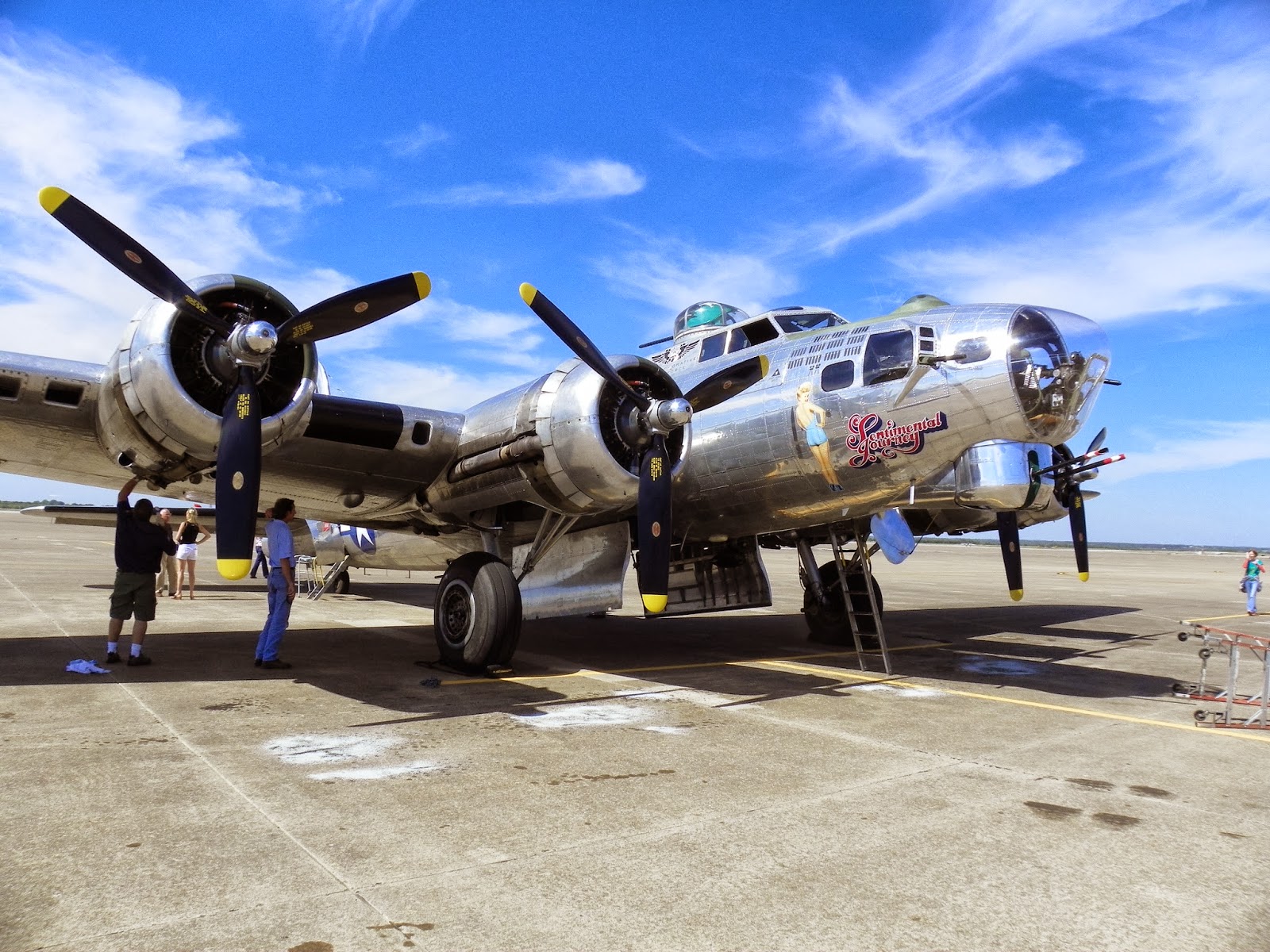 Underdog's Utterings: World War II Bombers Visit Sherman/Denison