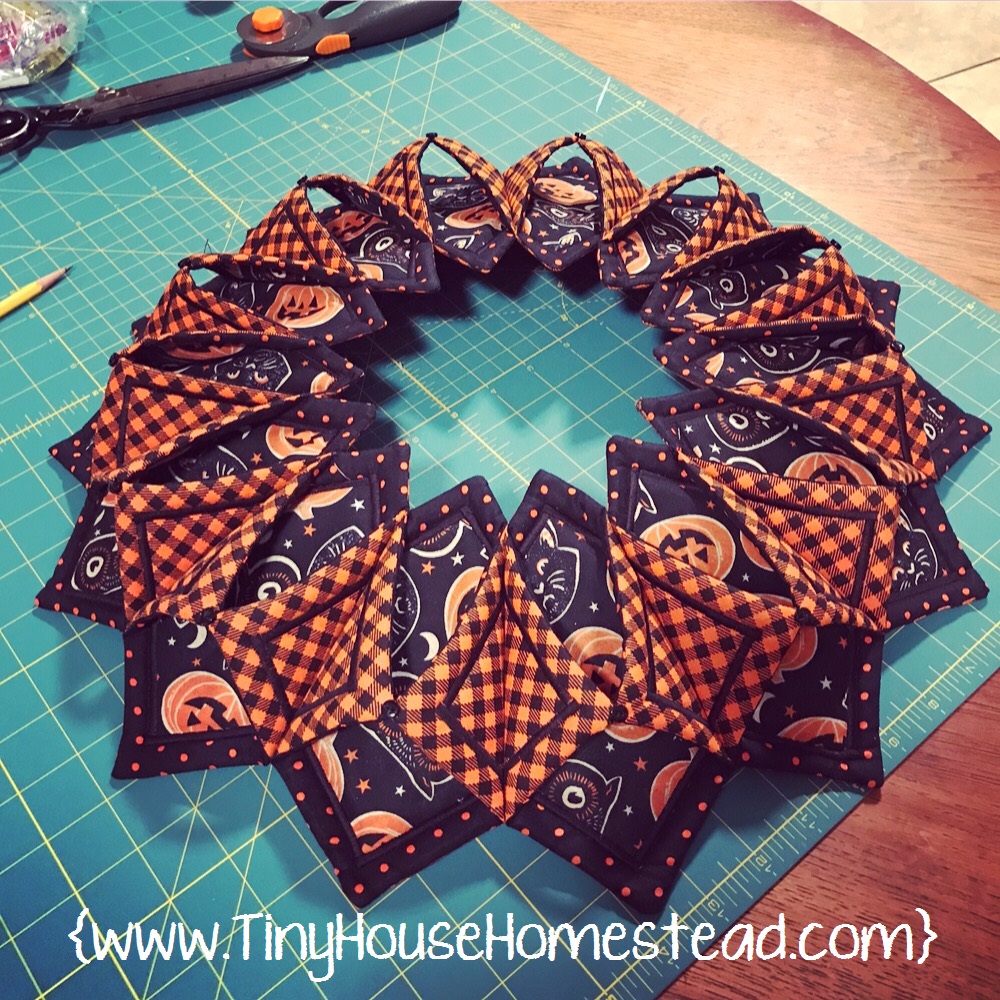 Tiny House Homestead: Easy Sew Wreath