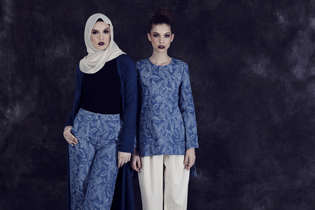 POPLOOK: Painting Porcelain | Aimanness Harun