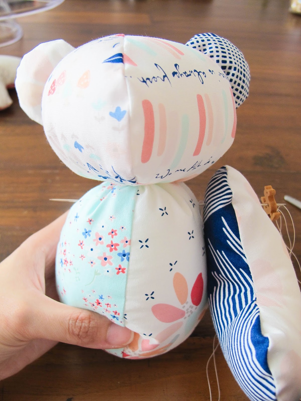 zakkaArt: Teddi the Bear Pattern (Free!)