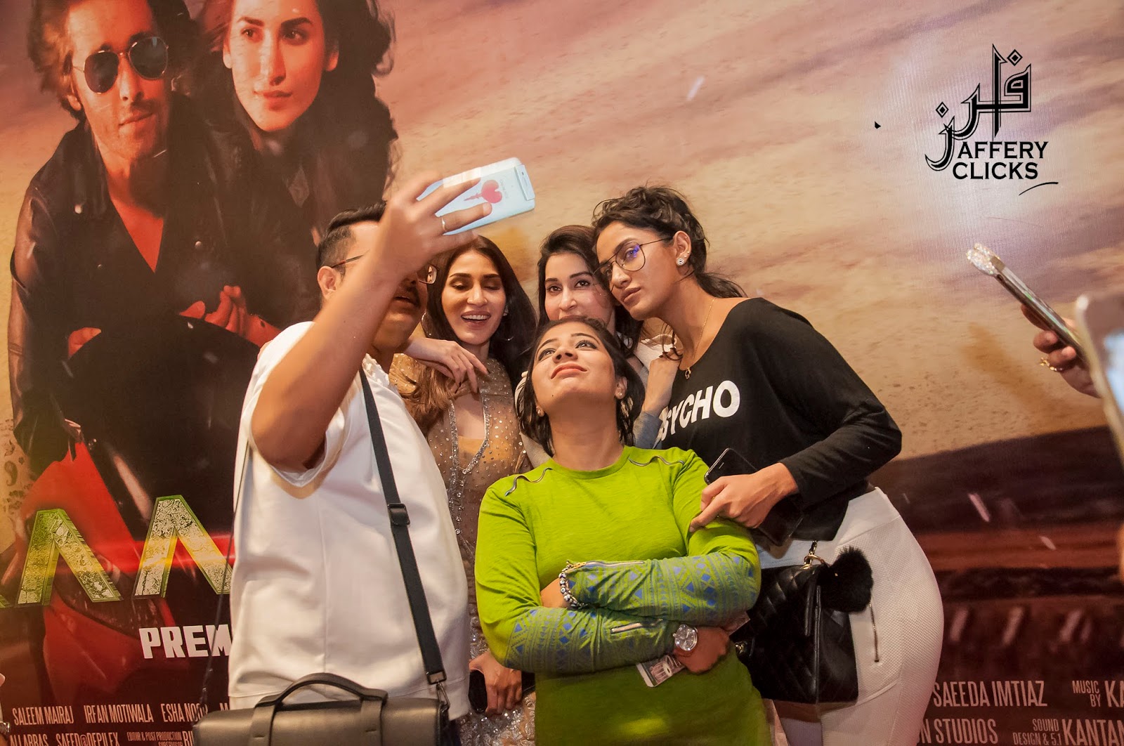 Raasta movie premiere review & pictures - Emediabuzz