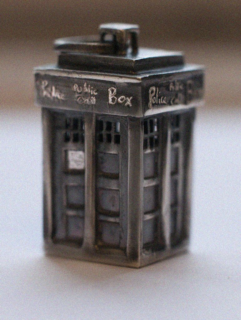 Life For Hire: Hand Made Silver Tardis
