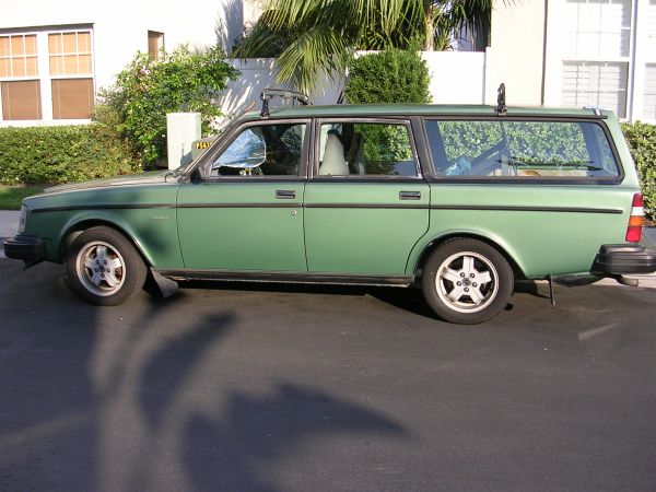 5k Flash, Grand Luxe Touring: 1981 Volvo 240 GLT Wagon - DailyTurismo