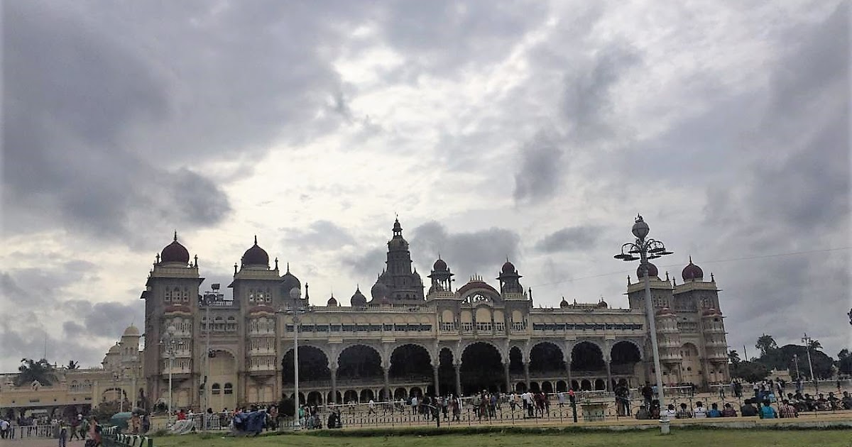 Mysore - A city that maintains its traditions and rich heritage with a ...