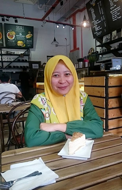 My Life & My Loves ::.: Vibes Cafe & Bistro @ Utropolis Marketplace ...